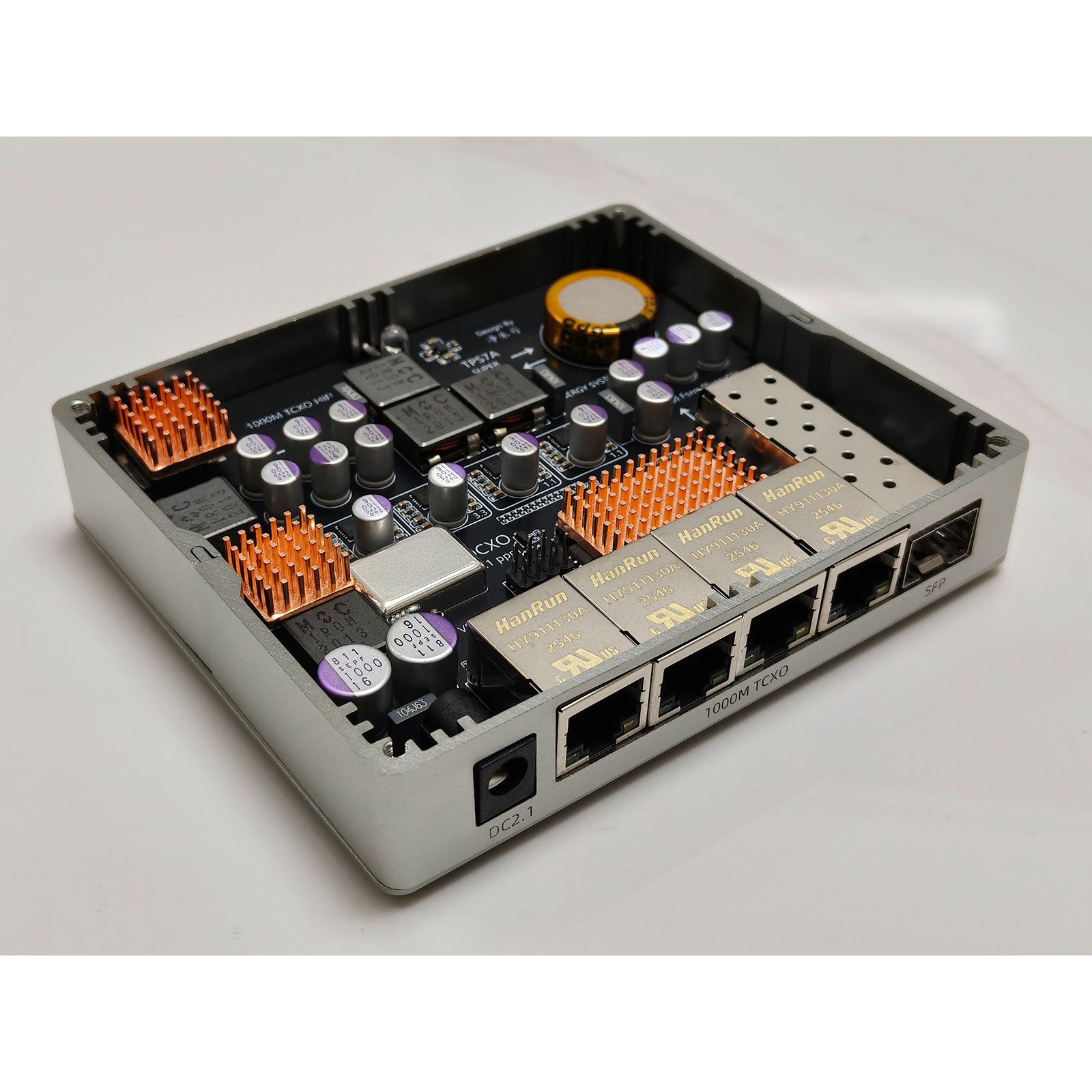 TZT 4-Port Gigabit 0.1PPM TCXO HiFi Switch 5V Power Supply Support SFP