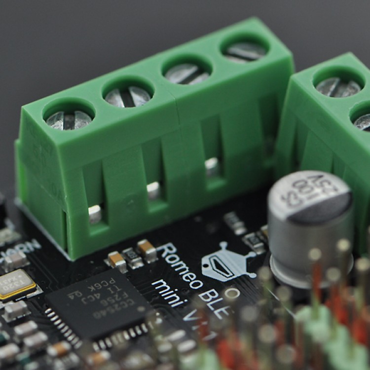 Dfrobot Romeo Ble Mini Robot Servo And Motor Control Board Atmega328p Bluetooth40 For Arduino